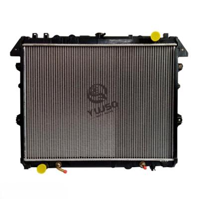 China Aluminum Core Radiator for Toyota Hilux 2006 OEM 16400-0C210 for sale