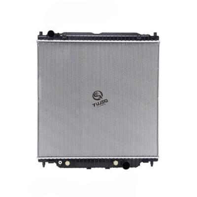China Aluminum Core Radiator for Ford 450 Super Duty V10 6.8L 2005-2007 for sale