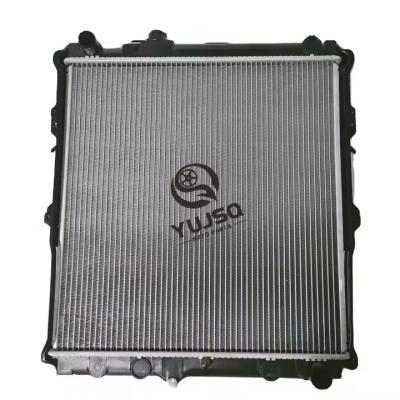 China Toyota Hilux Aluminum Radiator OE 16400-5B610 Replacement for sale