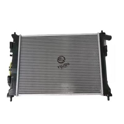 China Aluminum Plastic Radiator for Kia Cerato A/T OEM 25310-1M120 25310-1M320 for sale