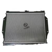 China Mitsubishi Pajero V33 92-98 Aluminum Radiator MB660077 Replacement for sale