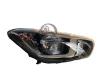China Hyundai Right Headlight 92102-1J510 OEM Replacement for sale