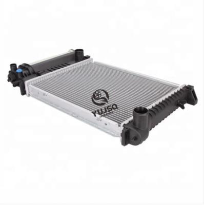 China OEM 1719303 1719305 Aluminum Radiator for BMW 5 E34 for sale