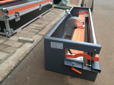 China Manual Finger Punch Press Machine 1200mm for Conveyor Belt Splicing for sale
