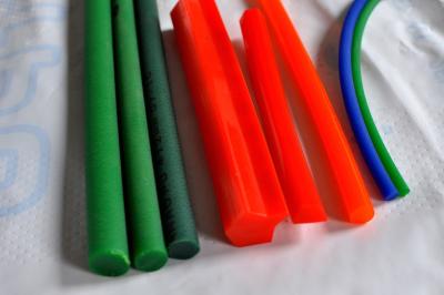 China PU Round Belts 2mm-20mm Diameter Smooth and Rough Finish with Aramid Reinforcement Option for sale