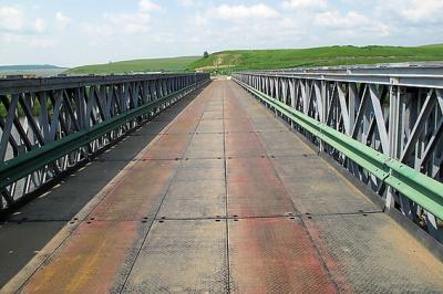 China steel bailey bridge/portable bridge/compact bridge Q345B GR50 painted green for sale