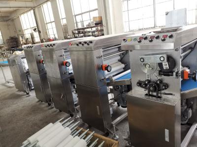 China Automatic Paratha Production Line 10 - 30cm 3000 - 10000pcs/Hour for sale