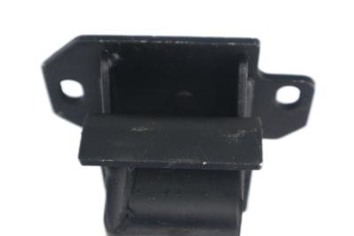China ISUZU NPR 4HF1 RUBBER ENG FOOT FRT LH 8970792200 8971614940 for sale