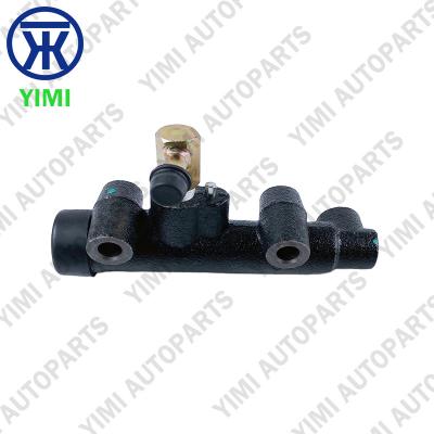 China Clutch Master Cylinder 1-47500222-2 For ISUZU FSR33 Truck 1475002222 Heavy Duty 1475002222 Isuzu Commercial Truck Parts for sale