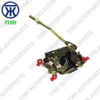China OEM Standard Door Lock with Stamped Steel Construction and Multi-Point Engagement for ISUZU NHR NKR Front Door Latch Mechanism for sale