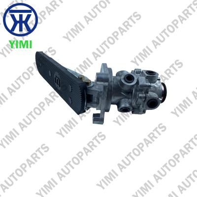 China Foot Brake Valve MC838211 with Proportional Pressure Control for Mitsubishi Fuso Air Brake System - High-Strength Aluminum Alloy Direct OEM Replacement for sale