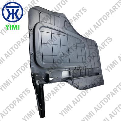 China OE Quality Front Door Trim Pad with Sound Insulation for Isuzu CXZ51K Direct Replacement Interior Door Panel for sale