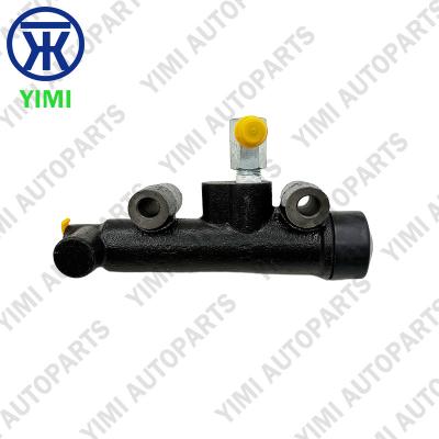 China Clutch Master Cylinder Assembly 1-47500232-2 1475002322 1-47500251-2 for ISUZU CVR14 6QA1 & FRR / FSR / FTR Series 1996-2008 — OEM 7/8