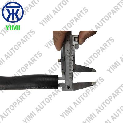 China Heavy-duty Heat-resistant Rubber Water Hose for ISUZU 700P 4HK1 5.2L Diesel Engine — OEM Quality for sale