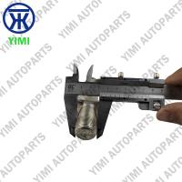 China High-strength alloy steel Hub Bolt with M22 thread size and anti-corrosion coating for ISUZU CVR FTR trucks for sale