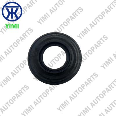China Outer Rear Hub Oil Seal 1-09625331-1 1-09625044-0 For ISUZU FSR113 6BD1 Truck 1096253311 1096250440 for sale