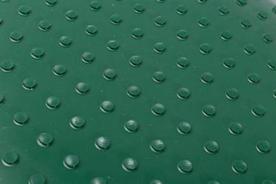 China Round Stud PVC Green Conveyor Belt 300mm-2600mm Width For Shoes Conveying for sale