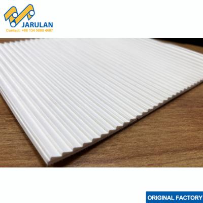 China Sawtoothed Trapezoid Washboard PVC Conveyor Belting For Food Industry for sale