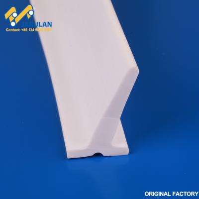 China Food Grade White Color Conveyor PU Flights With Angle NL70 X70 W70 for sale