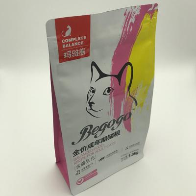 China 1.3kg Stand-Up Pet Food Packaging Bag with Zipper - 280x180mm Size, 120 Micron Thickness for sale