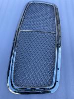 China Used Plastic Front Bumper Grille Mesh Frame for Bentley Flying Spur Auto Parts 4W0853667 & 3W0853683 & 3W0853684