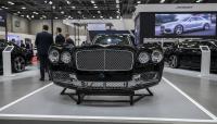 China For Bentley Flying Spur 2019 Model Front Grille Car Bumper Headlight Radiator Plastic Bumper Guard for sale