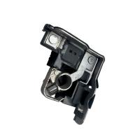 China High-Performance Battery Sensor for Benz GLC300  C200 C300 C350 205 213 253 E300  Auto Electrical System Parts for sale