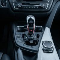 China Upgrade M5 Style Electronic Gear Shift Knob for BMW 3/4 Series F30  F32 Smooth Shift Experience Auto Interior Modification Part for sale