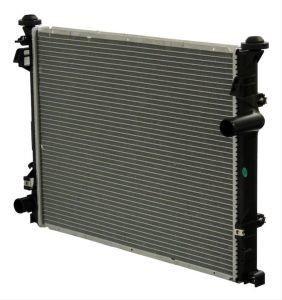 China 2006-2010 Dodge Charger Water-cooled Radiator 5137691AA CH3010315 Direct-flow Type for sale