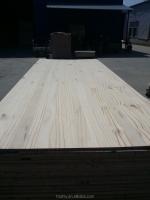 China Pine Board Moisture Content 8-12% E0/E1 Environmental Glue Solid Pine Wood Furniture Board for sale