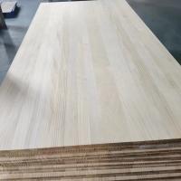 China Pine Wood Timber Straight Grain Solid Wood Boards Perfect for Crafting at Home Office for sale