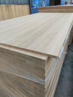 China Pine Wood Timber Straight Grain Solid Wood Boards Perfect for Crafting at Home Office for sale