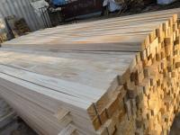 China Indoor Furniture Zealand Pine Radiata Pine Square Solid Wood Strips Slats Board AA AB BB for sale