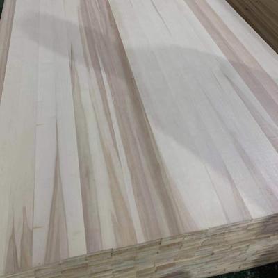 China Modern Design Populus spp Poplar Wood Board for Furniture Moisture Content 8%-12% for sale