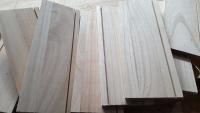 China Building Construction Furniture Paulownia Solid Wood Board with 300kg/m3 Density for sale