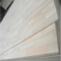 China Eco Friendly Glue Used Grade Carbonized Yellow Rubber Finger Joint Hardwood Board for sale
