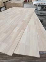China Eco Friendly Glue Used Grade Carbonized Yellow Rubber Finger Joint Hardwood Board for sale