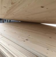 China Moisture Content 8-12% Sanded Smooth Surface Spruce Lumber Durable for sale