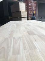 China Clean and Finished Rubber Wood Finger Joint Board with High Density of 730-830kg/cbm for sale