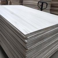 China Solid Timber Paulownia Wood Board For Crafts Natural Color 1220x2440mm for sale