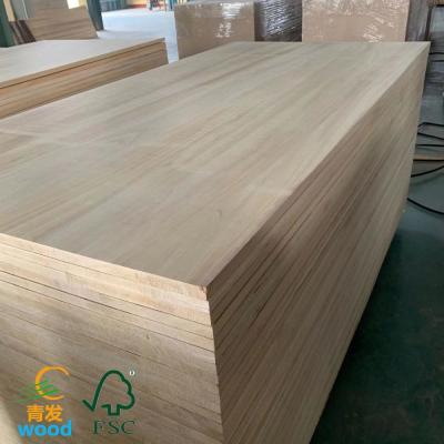 China Paulownia Tomentosa Timber Wood Natural Or Bleached 3mm-50mm Thickness for sale
