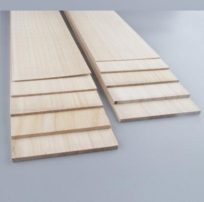 China Solid Wood Lumber Natural Color Or Bleached For Project Solution Capability for sale