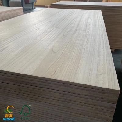 China Unfinished Paulownia Tomentosa Wood Board with Smooth Surface and Moisture Content of 8%-12% for sale