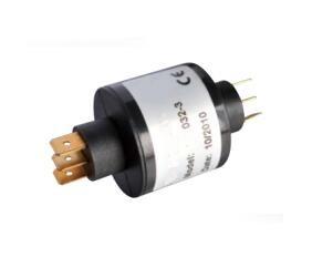 China 3 Flat Pin High Current Slip Ring 14A per Pin 32mm OD Mercury-Free Insert Type CE Certified for sale