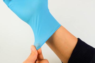 China Multifunction 100% Nitrile Medical Gloves Puncture Resistant for sale