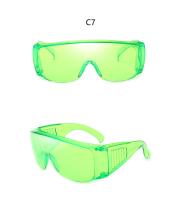 China Transparent Lens Oversized Sunglasses UV400 38g Windproof Goggles for sale