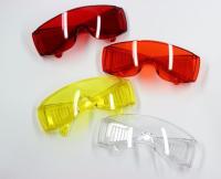 China Laboratory Dental Uv Prescription Safety Goggles Medical Eye Shield Glasses 38g for sale
