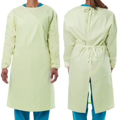 China Non Sterile AAMI Level 1 Reusable Protective Procedure Gown for sale