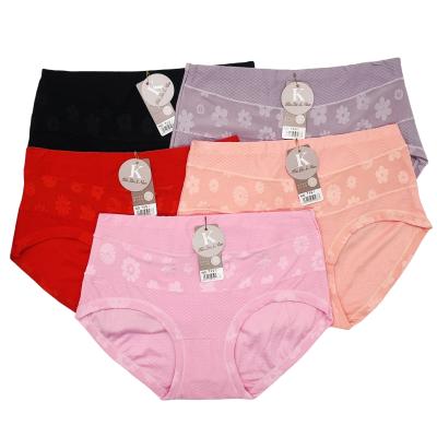 China New Design Women's Underwear Breathable Brief Panties with Flower Lady Panties for sale