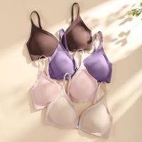 China Women Sporty Seamless Bra Front Closure S-XL Wholesale High Quality Solid Bra for Women for sale
